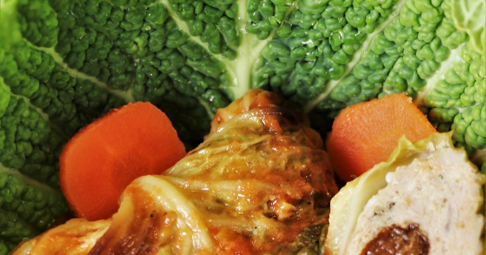 Choux farcis aux pruneaux - L'Aveyron dans l'assiette